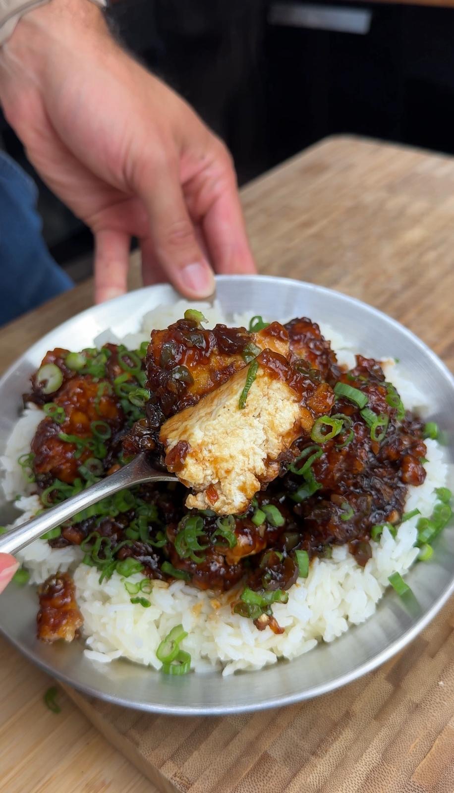 Crispy Sticky Papriky Soy-y Garlicy Tofu - Discover Soy
